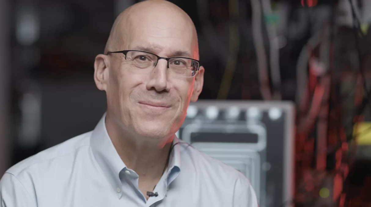 EE Prof. Alexander Gaeta Wins 2026 Arthur L. Schawlow Prize in Laser Science | Electrical ...